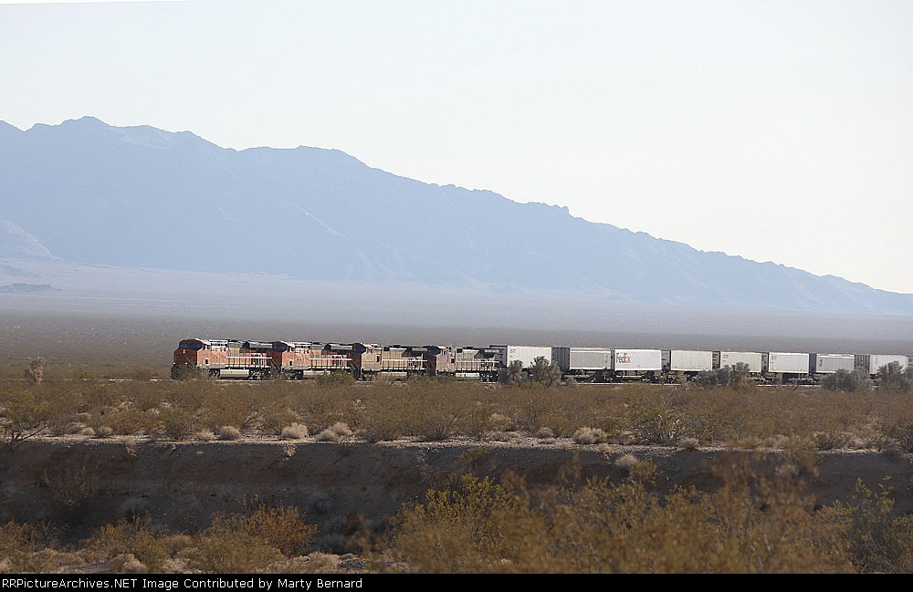 BNSF 7439, 7491, 5383, 643